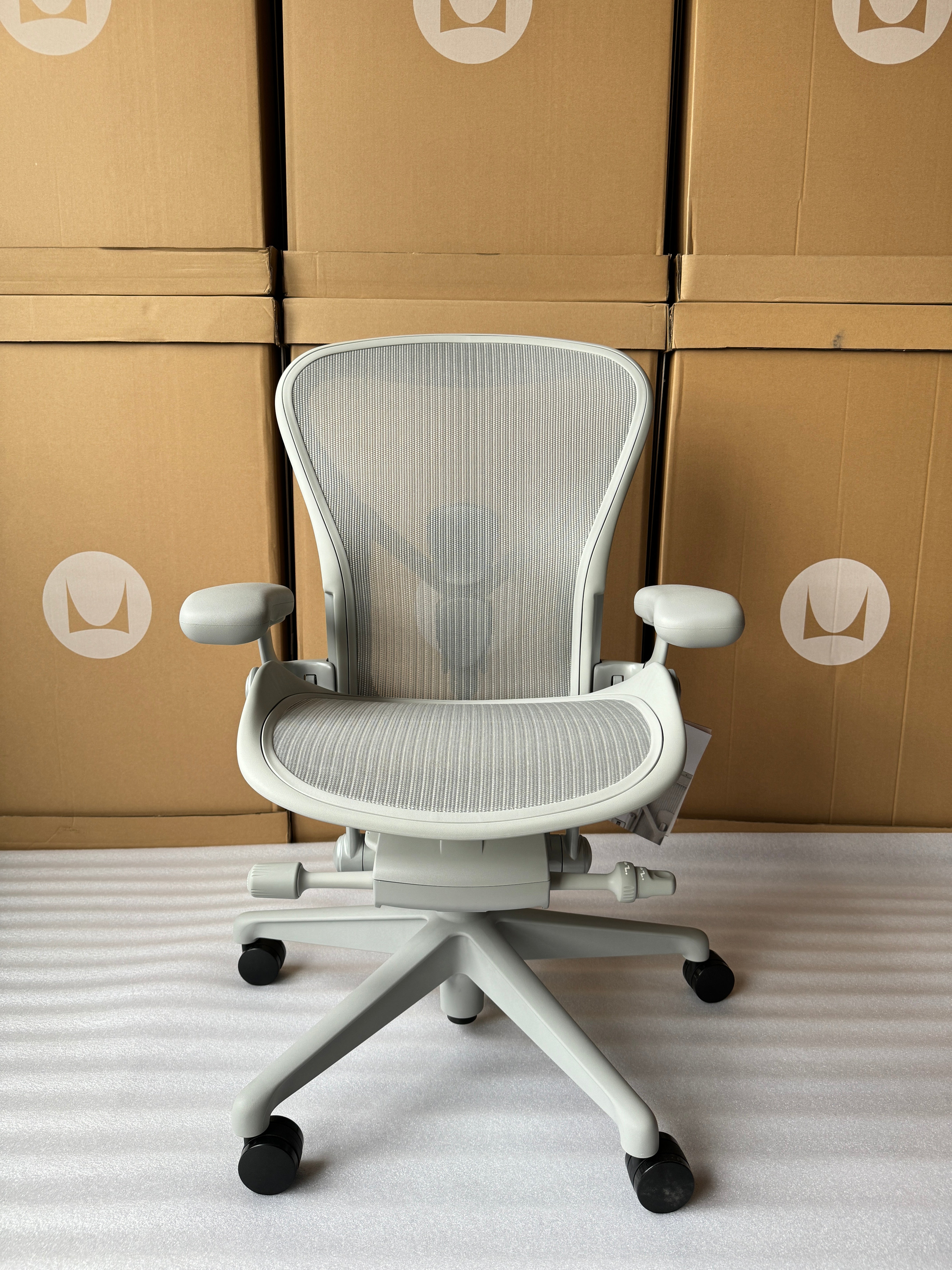 Herman Miller Aeron Chair - Mineral Plastic Base (12 Year Warranty ...